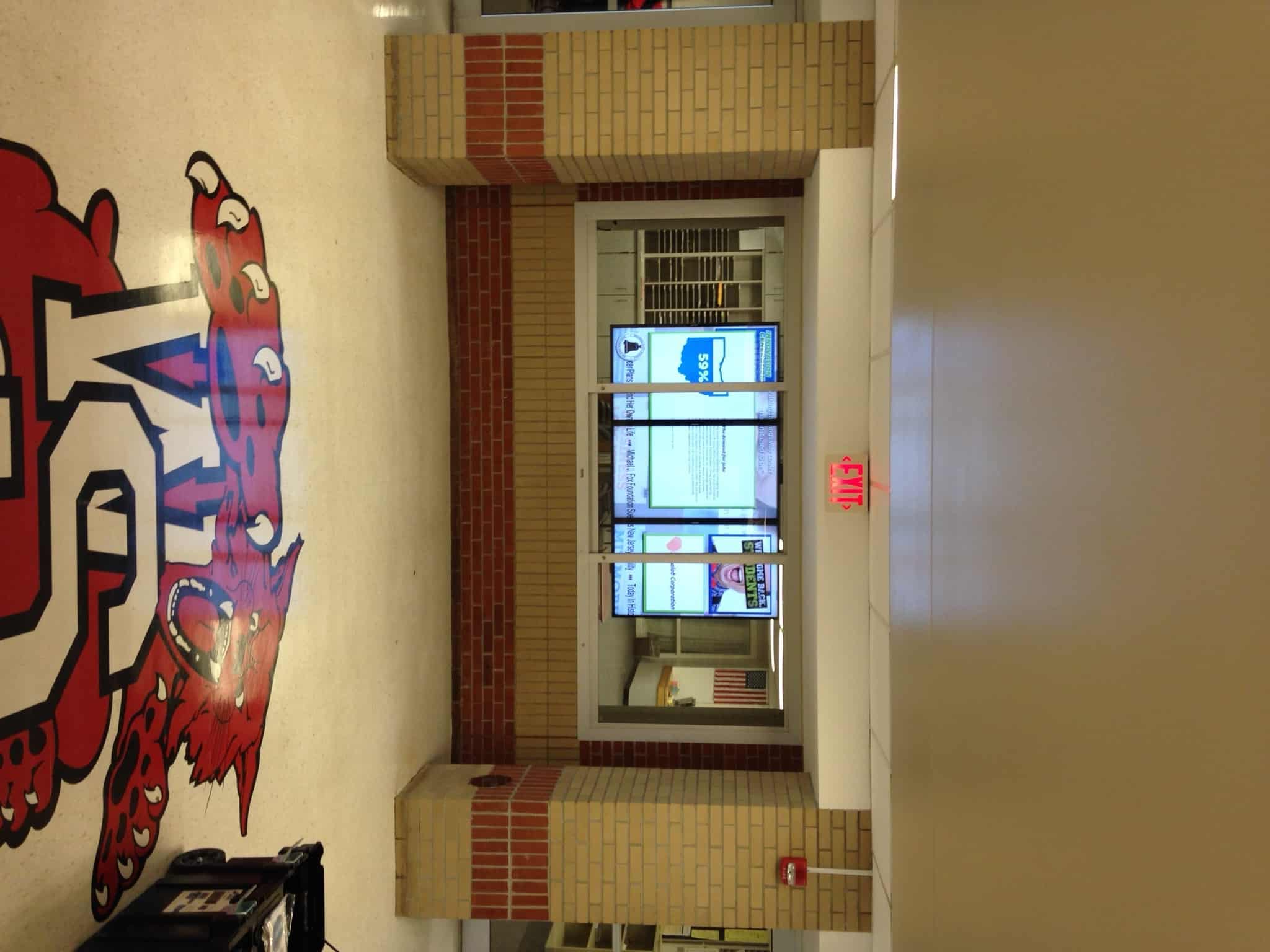 Ohio schools deploy 500 display digital signage network